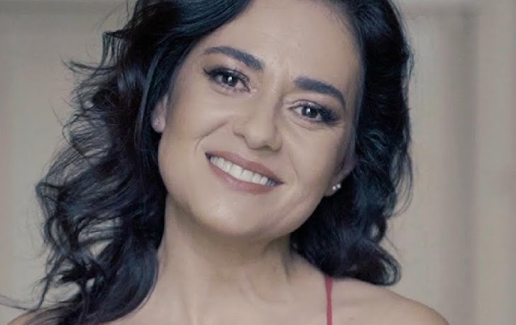 Susana Félix, "Amar É Mesmo Assim" - RDP Internacional - RTP