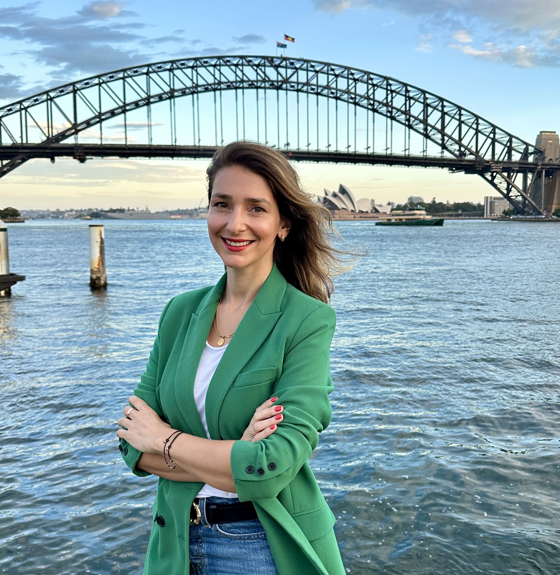 Joana Feiteira, comunicação e ferries em Sydney - RDP Internacional - RTP