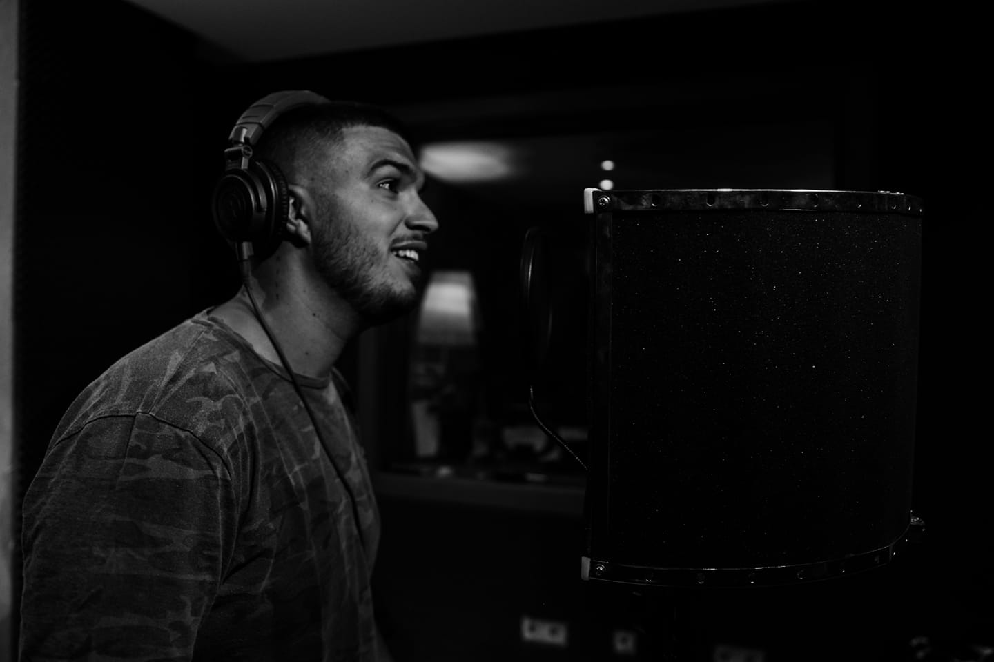 Luís Pinto, artista português na Suíça - RDP Internacional - RTP