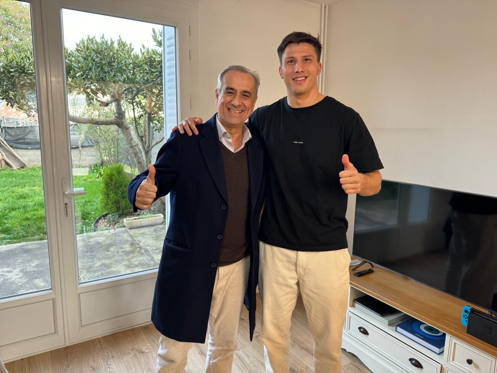 Rodrigo Marta: o herói do Mundial de râguebi vai torcer pelo Benfica na Liga Europa - RDP ...