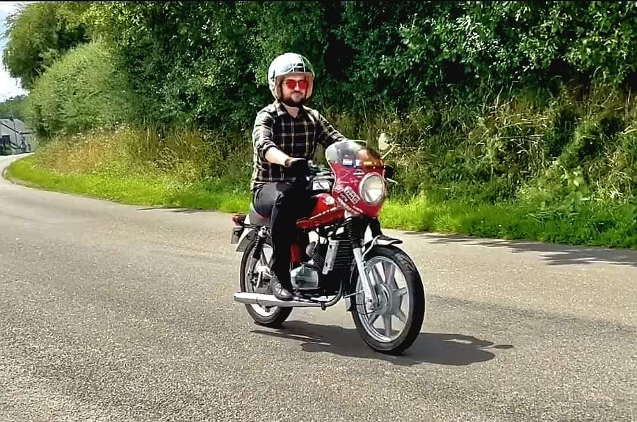 De Famel para Portugal - RDP Internacional - RTP