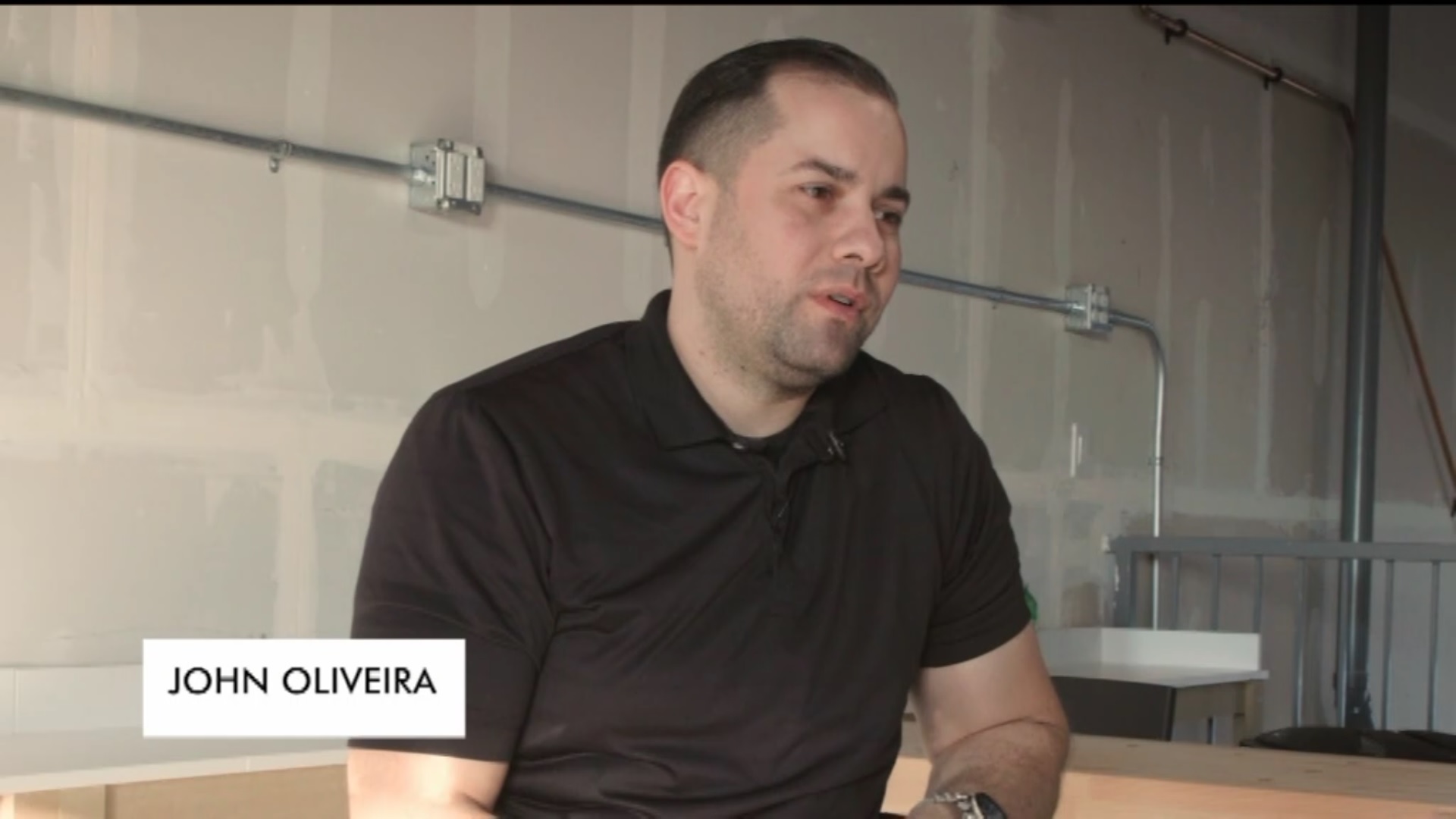 John Oliveira e a paixão pelas madeiras - RDP Internacional - RTP