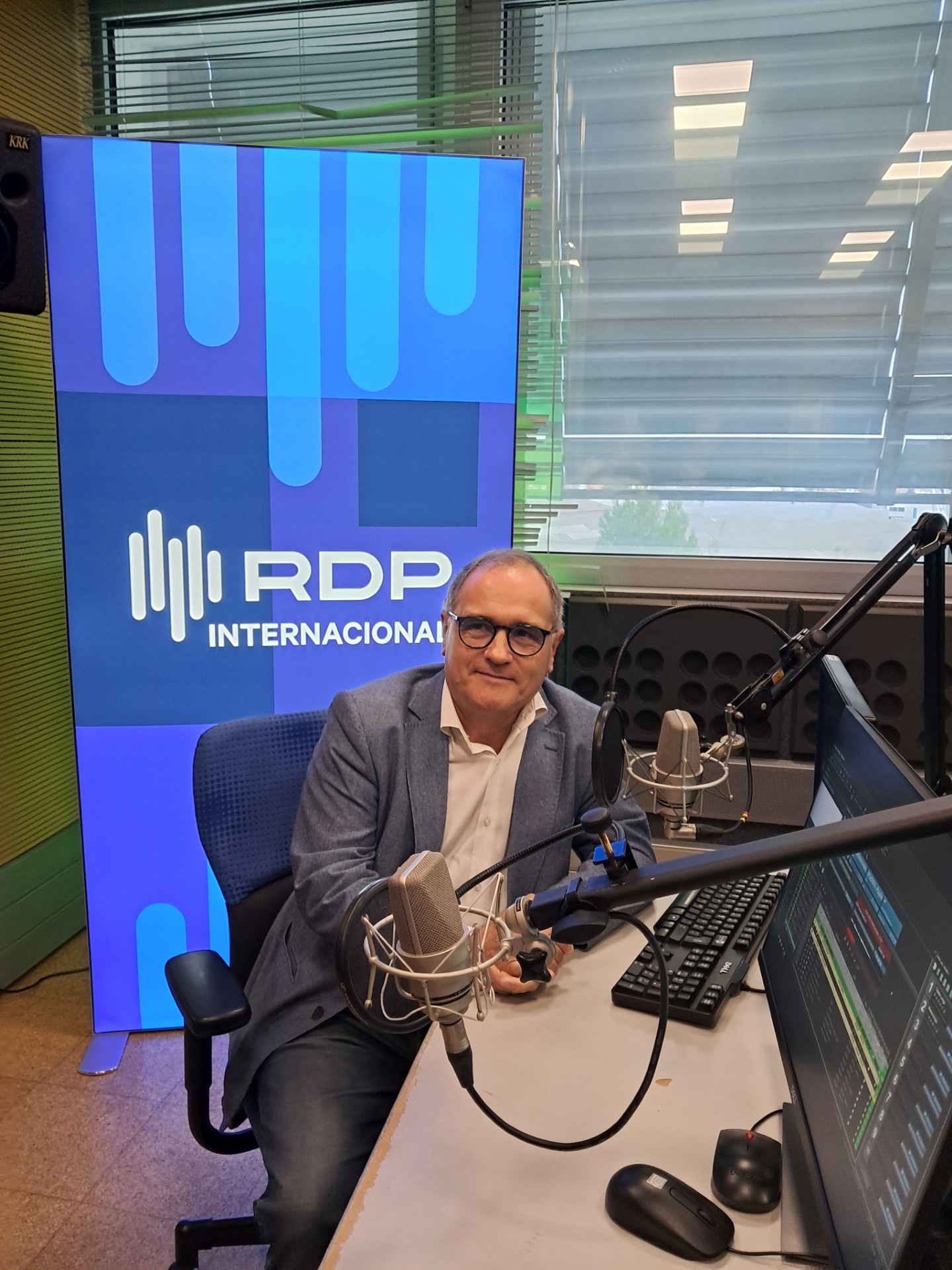 PS criou um gabinete para as Comunidades Portuguesas - RDP Internacional - RTP