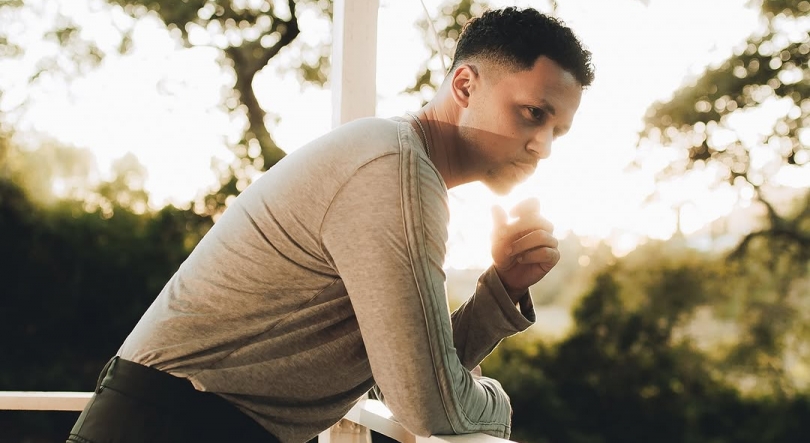 Curt Davis acabou de editar "Save It For Me" - RDP Internacional - RTP